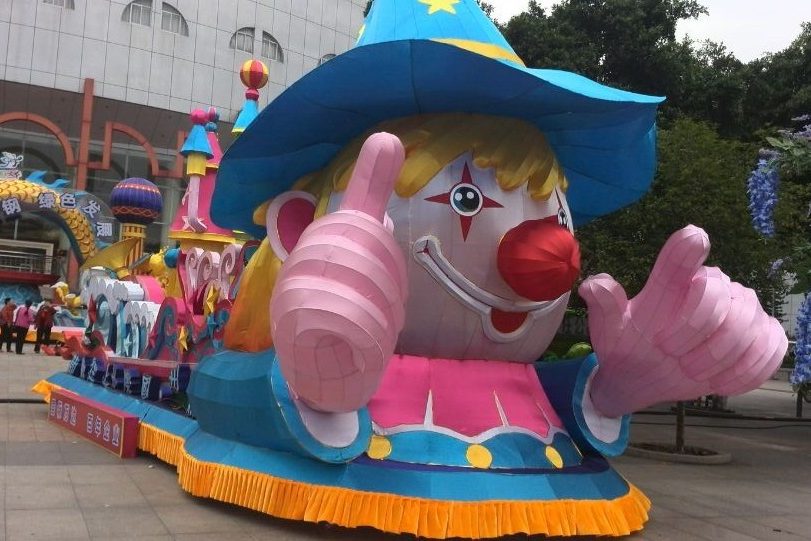 Parade float construction lantern company, parade float supplies